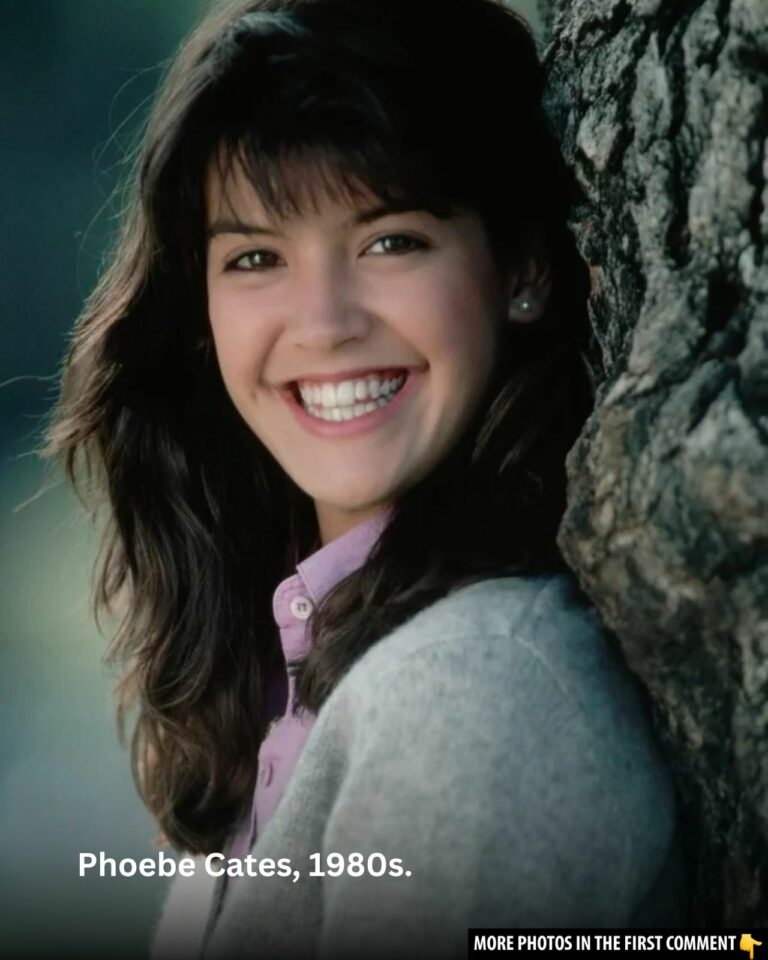 The Ultimate Collection of Unforgettable and Rare Snapshots of Phoebe ...