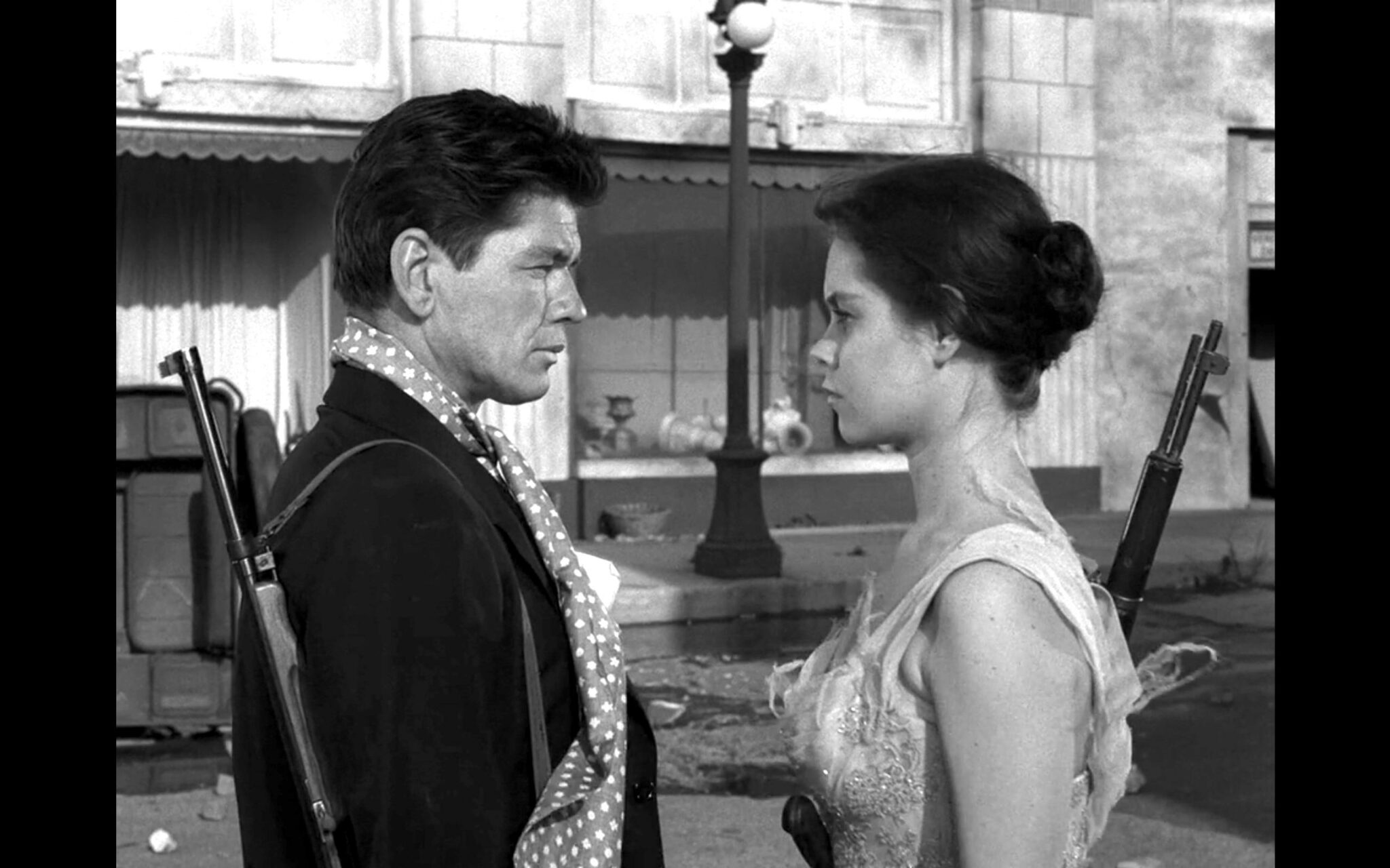 Elizabeth Montgomery’s Powerful Performance in The Twilight Zone’s “Two” (1961): A Forgotten Gem ...