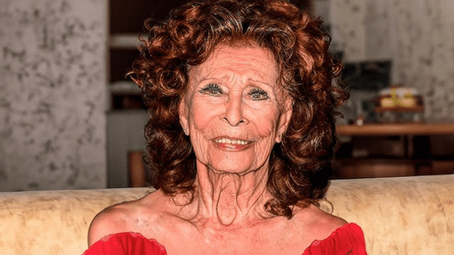 Sophia Loren’s Stunning Journey from Rags to Red Carpets—At 90, She ...